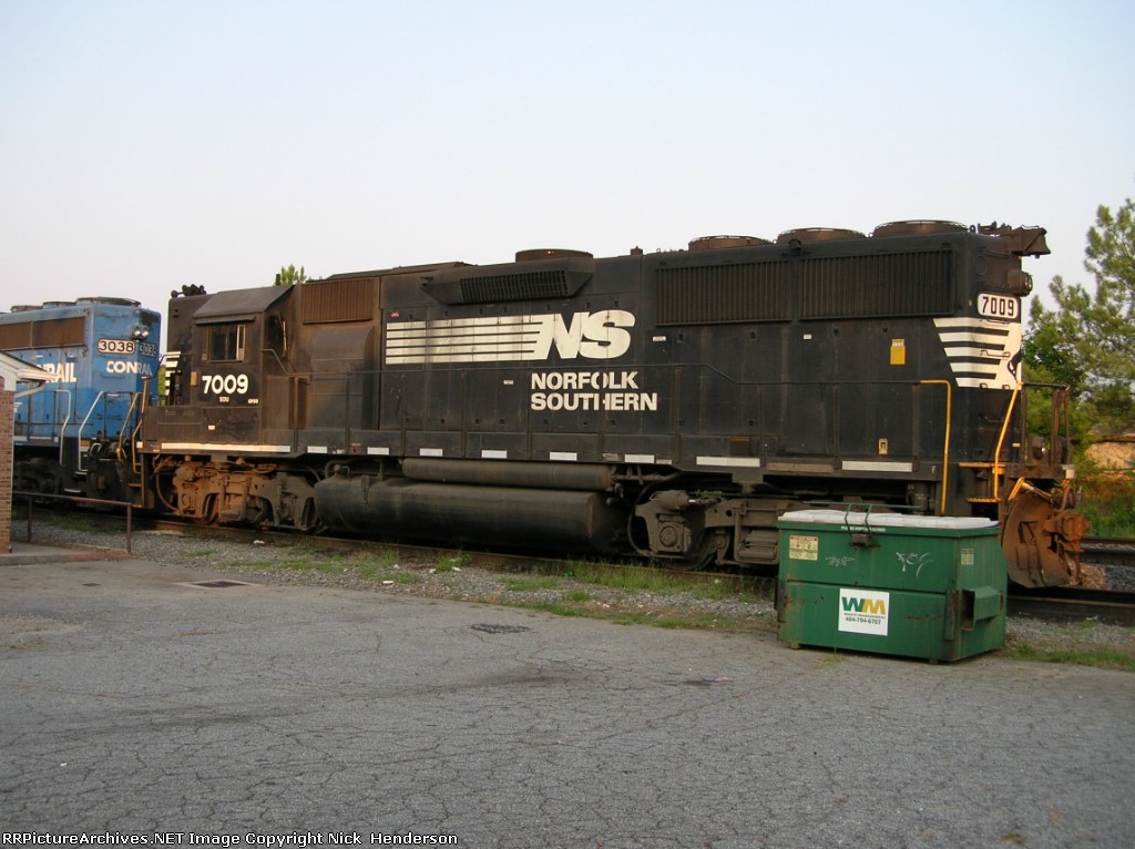 NS 7009